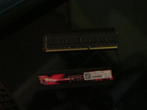XSPC Universal Memory Side Plate (Twin Set) removing the g.skill trident ram heatsink Part 1 ...