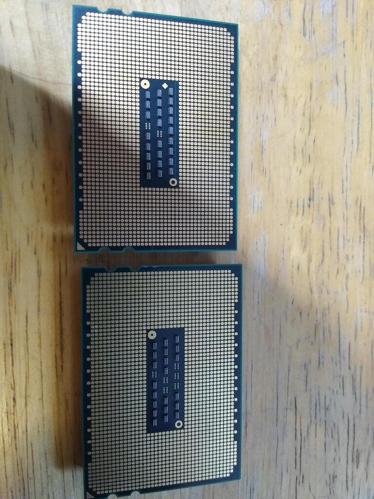 Old server CPU, same model but different pins, is one damaged? [Photos] - Build a PC ...