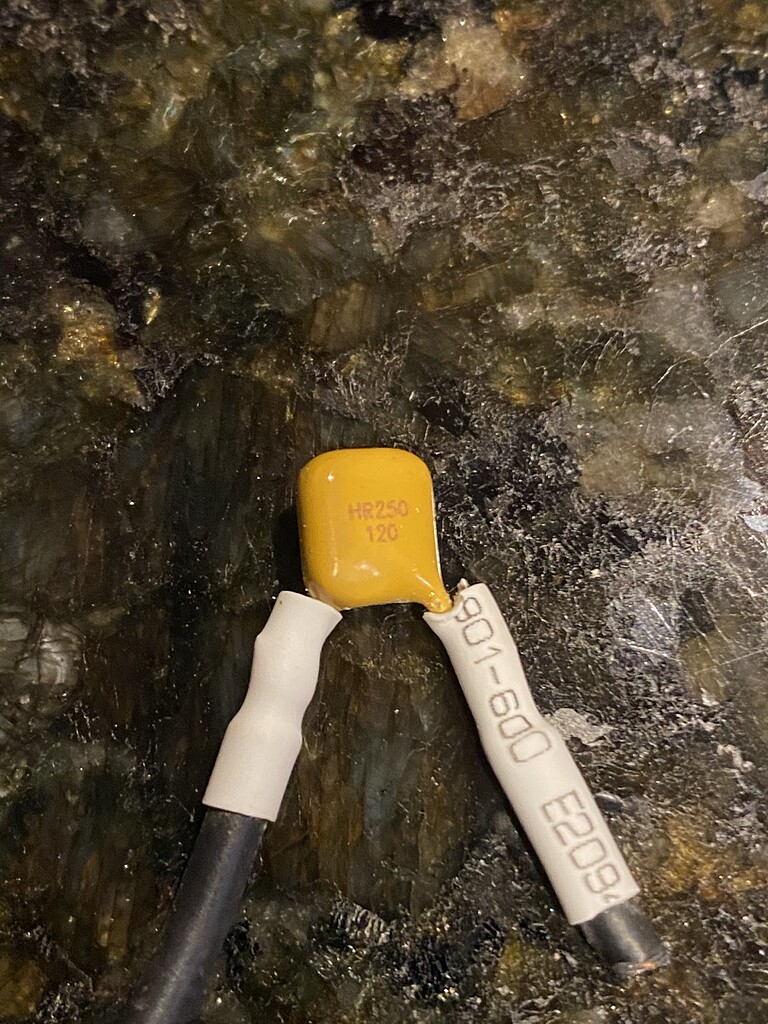 Why is there a capacitor in my light cord? - Other Hardware ...