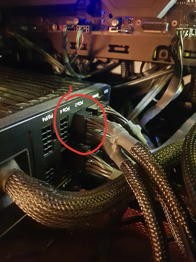 Black Screen and GPU Fans Full Speed Whilst Gaming [SOLVED] - Hardware - Level1Techs Forums